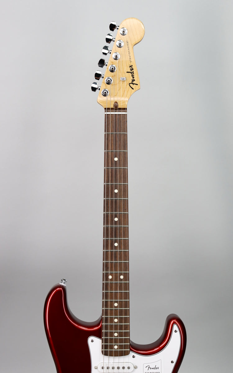 Tweed Bundle Fender Standard Stratocaster HSS Candy Cola + Fender Clas ...